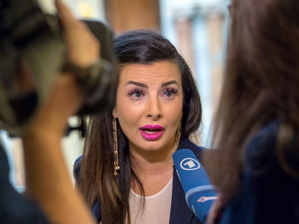 Stalking. Krüger jr.s Möchtegern-Freundin abgeblitzt.