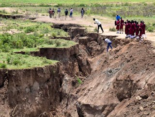 Une gigantesque faille s'est creusée en Afrique