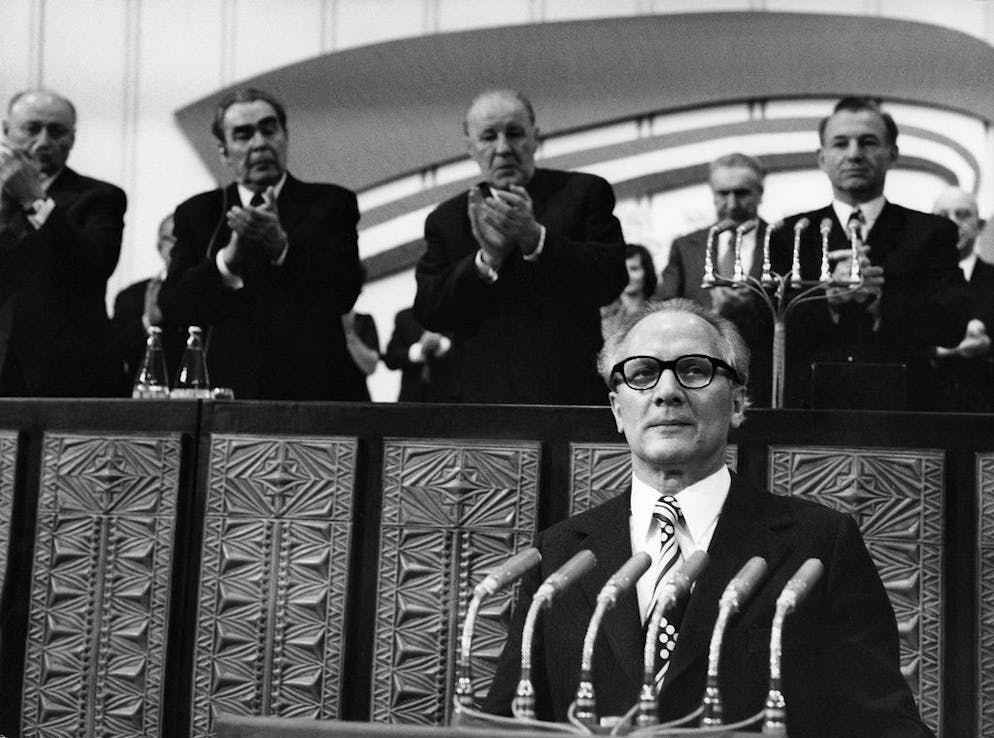 Honeckers letzter Hirsch - Buch über Jagd und Macht in der DDR