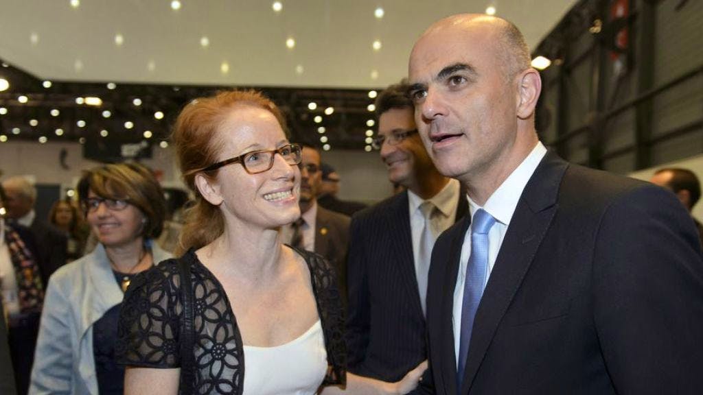 Vor 20 Jahren wurde Werner K. Rey in Handschellen ausgeliefert