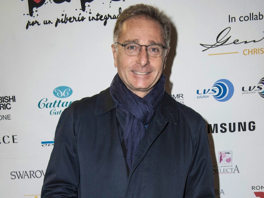 Spettacolo: Simone Barbato accusa Avanti un altro: «Mi hanno fatto ...