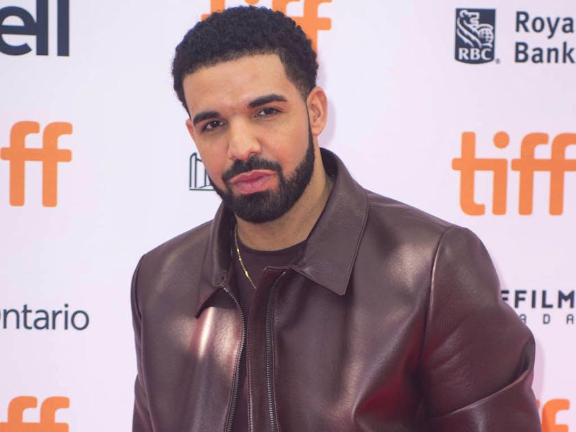 Spettacolo: Drake è papà: la conferma nel nuovo album | blue News