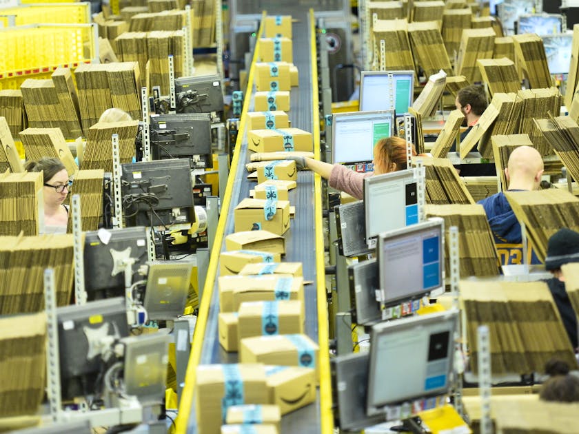 Mode: Amazon se lance dans la fast-fashion | blue News