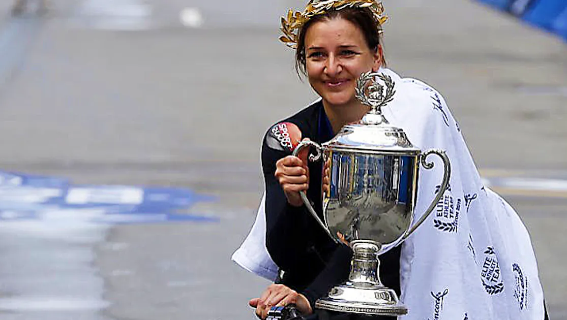 Boston: Manuela Schär gewinnt Rollstuhl-Marathon | blue News