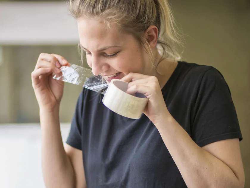 Mode & Beauté: Pourquoi il ne faut jamais utiliser ses dents pour ...
