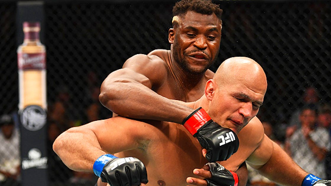 UFC: Vidéo: 71 secondes pour un KO monumental! | blue News