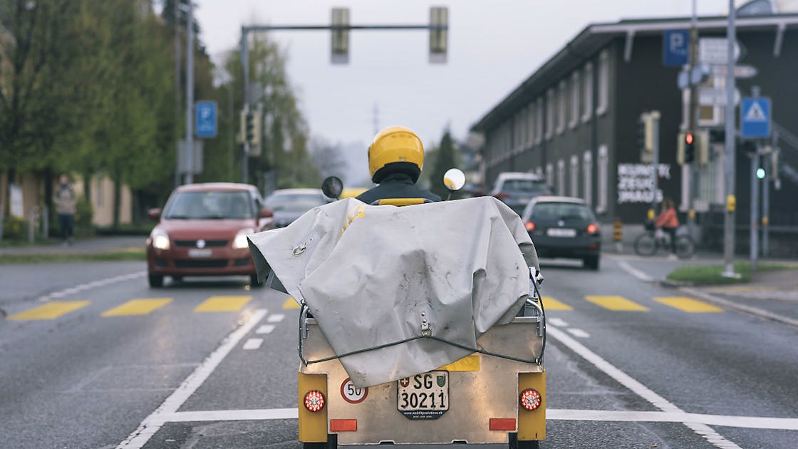 Salari: Posta: due milioni retroattivi ai fattorini | blue News