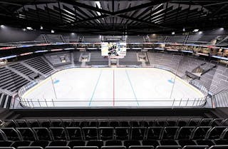 National League. La BCF Arena se dévoile de l'intérieur.