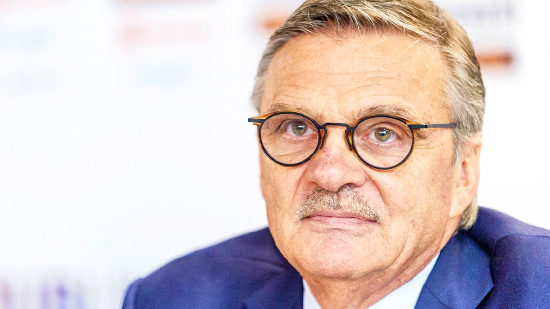 Hockey: René Fasel testé positif au Covid-19 | blue News