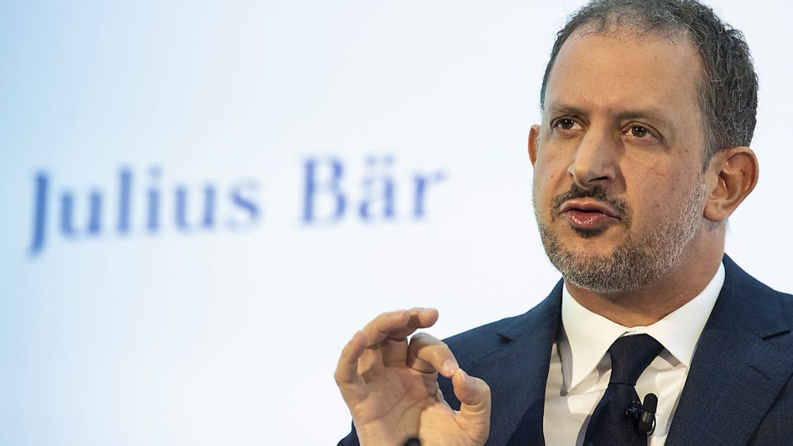 Banques: Le CEO de Julius Bär a touché 4,41 millions | blue News