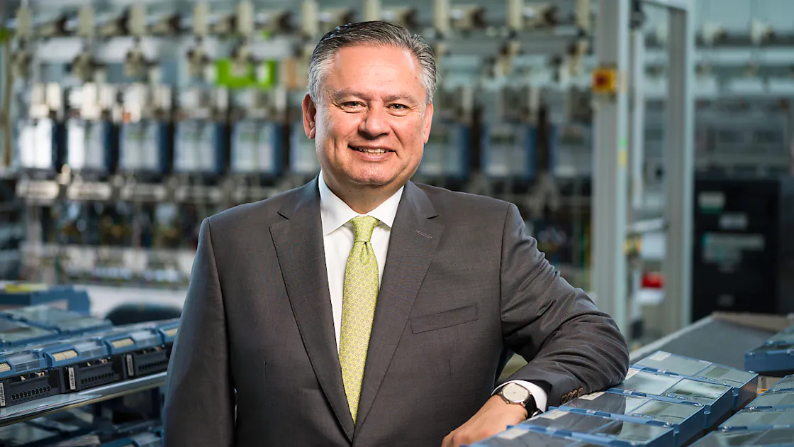 Industrie: Landis+Gyr ernennt Werner Lieberherr zum neuen CEO | blue News