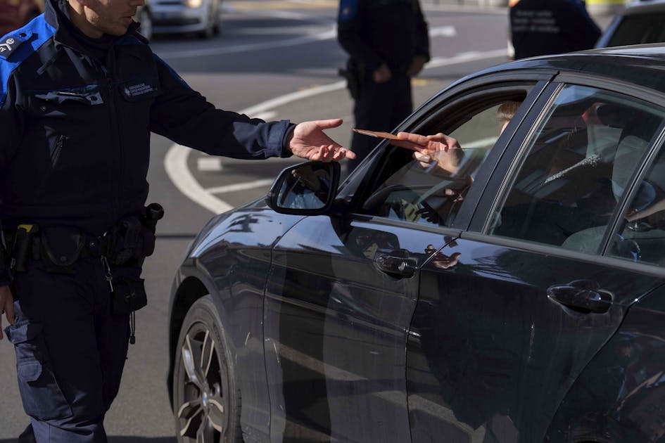 COVID-19: Nuove misure per il personale della dogana di Chiasso Strada ...