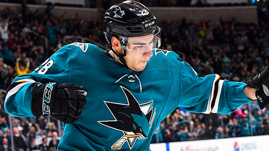 NHL: It's Timo time! Meier élu joueur de l'année! | blue News