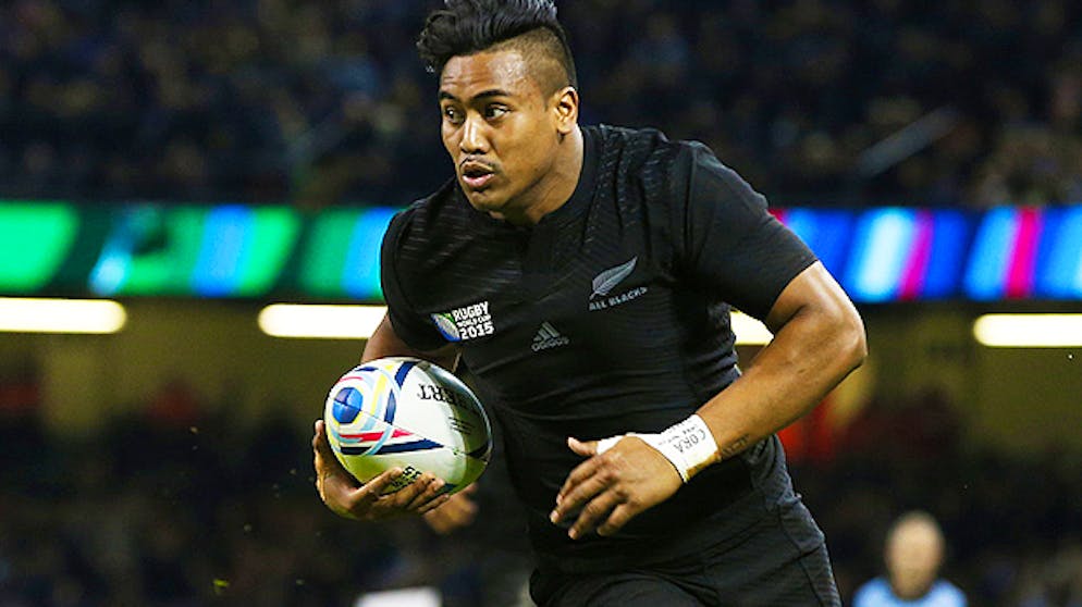 Rugby. Julian Savea de retour chez les Hurricanes.