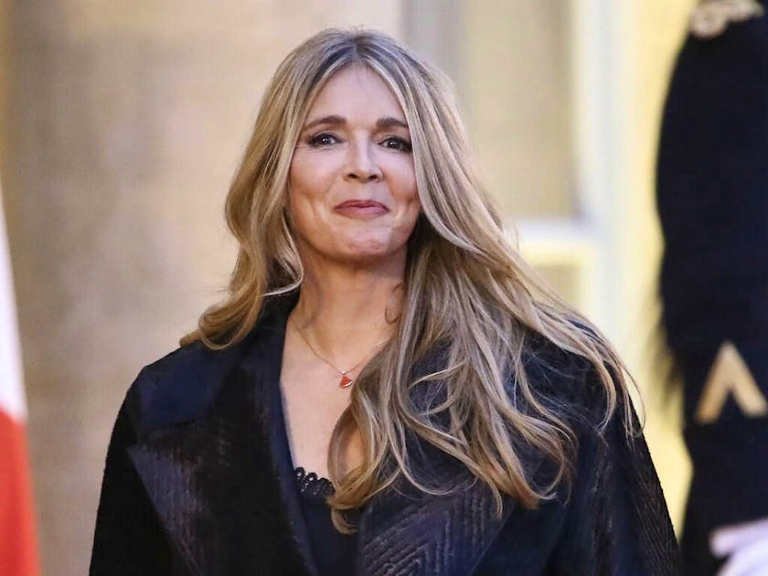 Pas de télé, pas de console: Hélène Rollès maman : ça file droit ...