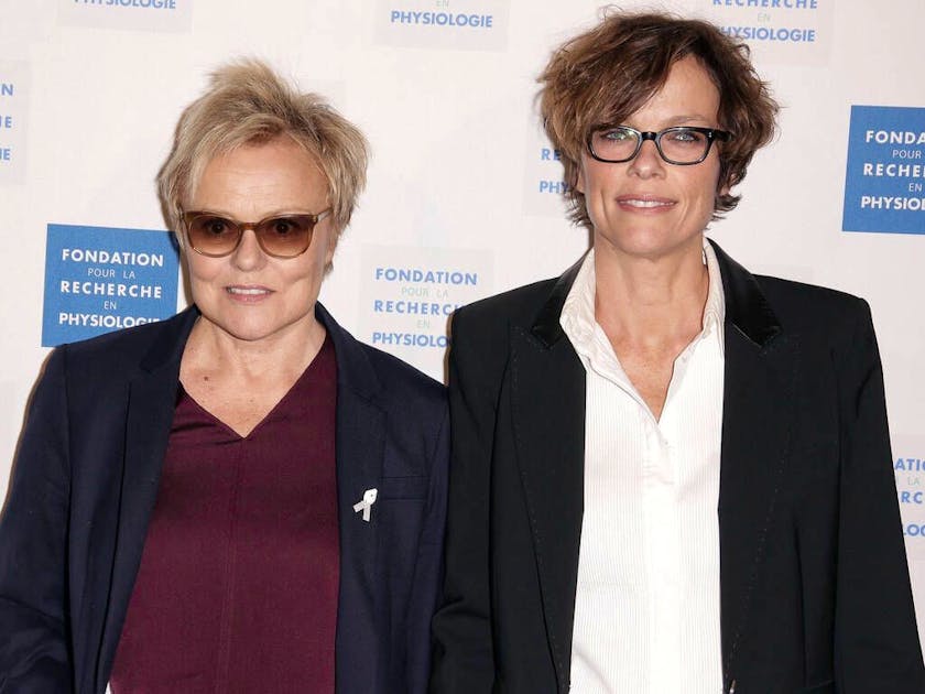 Couple people: Muriel Robin est mariée! | blue News