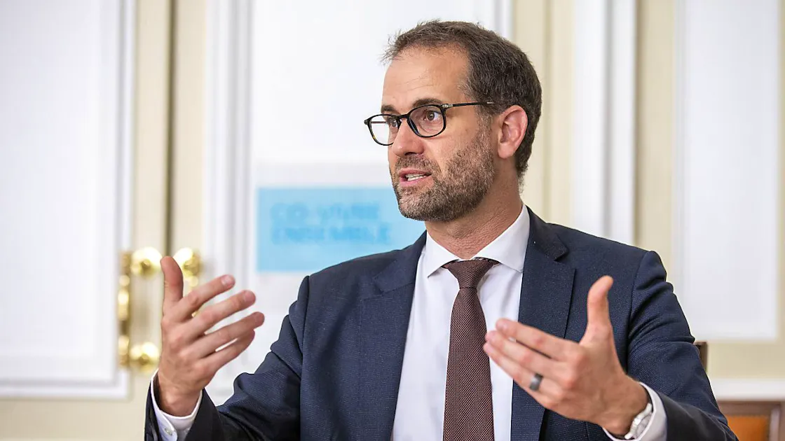 Antonio Hodgers: la RTS finance des «investissements hasardeux» | blue News