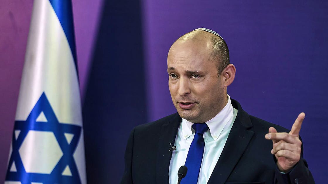 Israele: Bennett, il premier con la kippà che archivia Netanyahu | blue ...