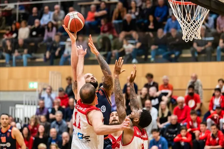 Basket: Massagno battuto in casa | blue News