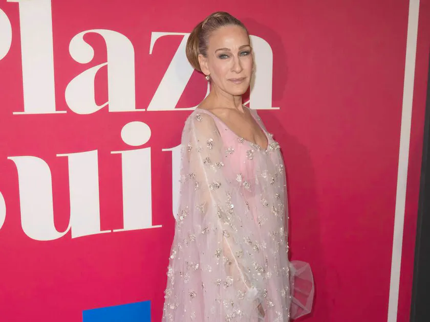 Accuse di molestie: Sarah Jessica Parker taglia i ponti con Chris Noth ...