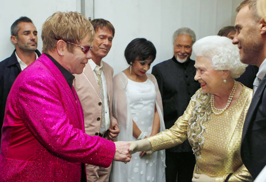 Queen Elizabeth II. in der Popkultur: Netflix, Kino, Clips und Punk ...