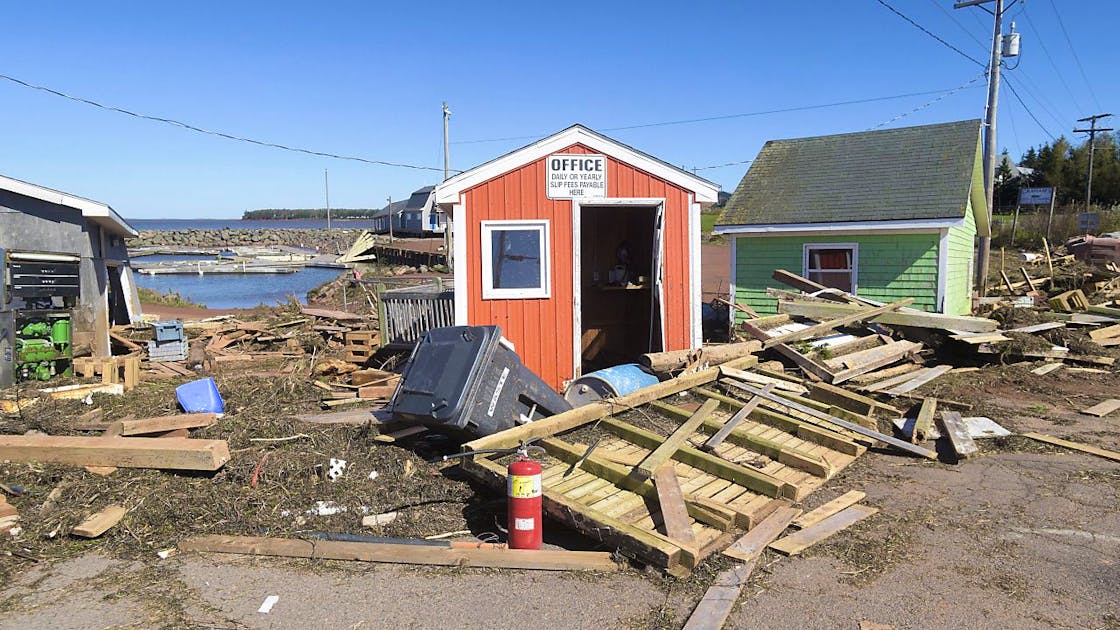 Ouragan: Fiona fait deux morts et d'«immenses» dégâts au Canada | blue News