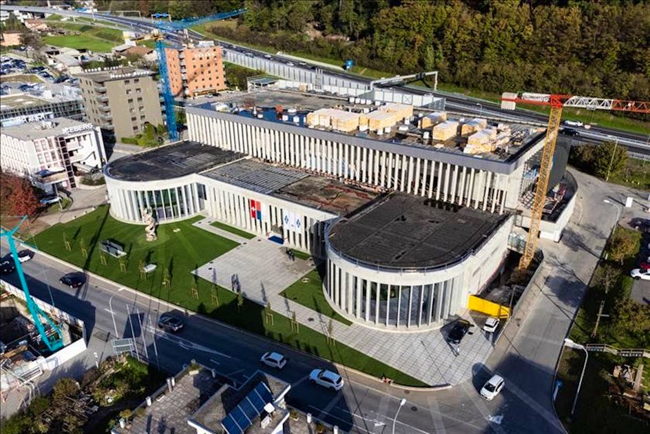 Sul Pian Scairolo: IBSA ha inaugurato lo stabile Cosmos | blue News