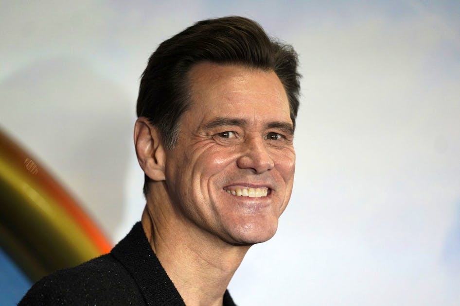 Guerra in Ucraina: Mosca vieta l'ingresso a Jim Carrey | blue News