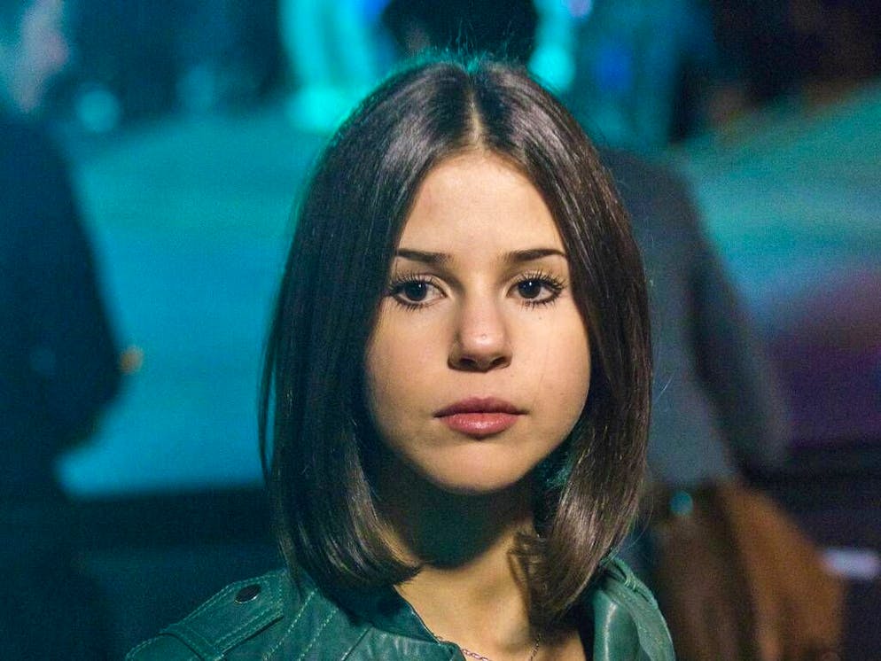 Il s'appelle Grégory. Marina Kaye est fiancée ! | blue News