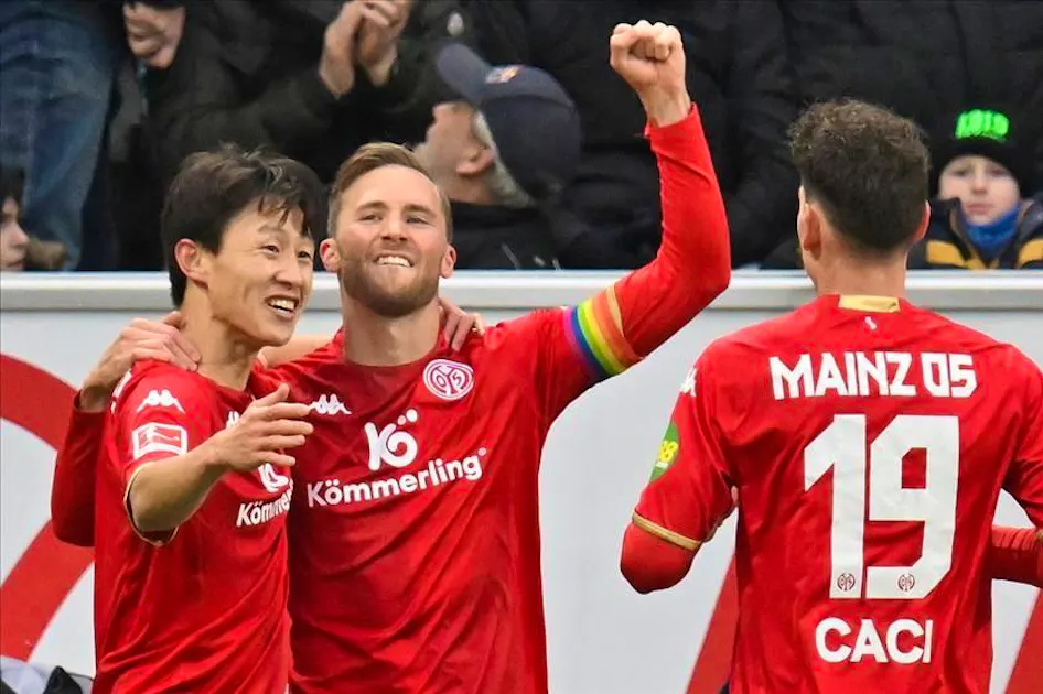 Calcio: Widmer in gol, pari per Sommer | blue News
