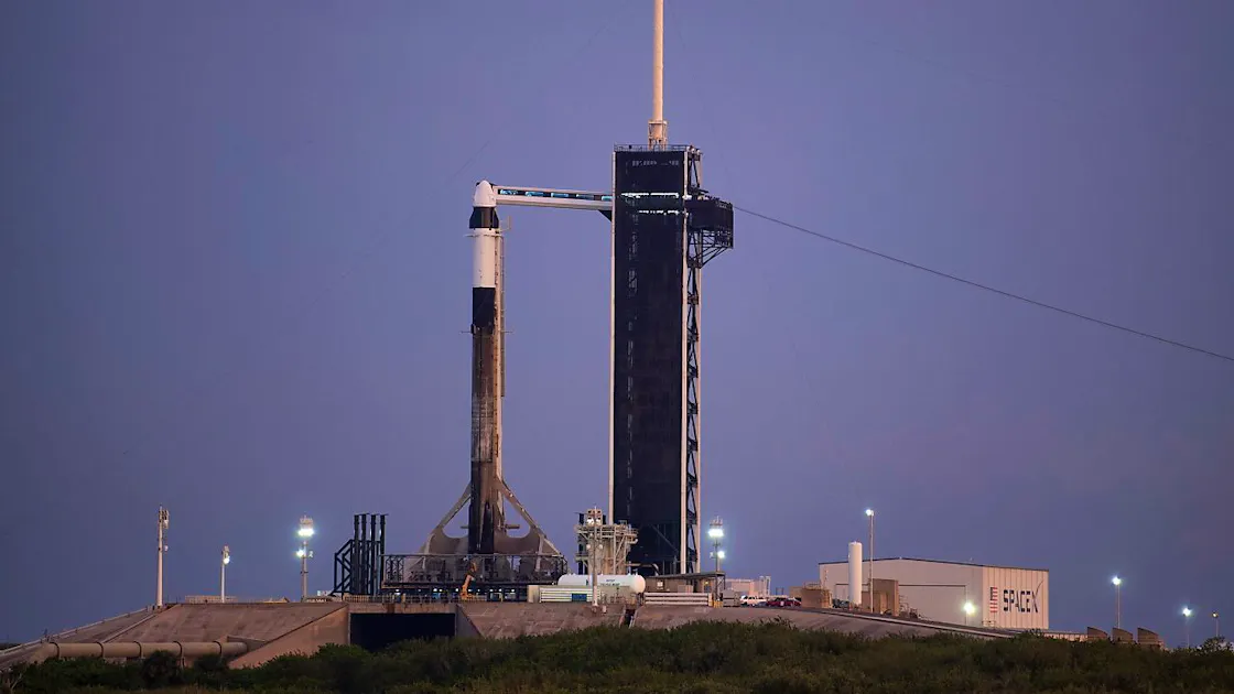Analyses supplémentaires: Le lancement d'une fusée SpaceX vers l'ISS ...