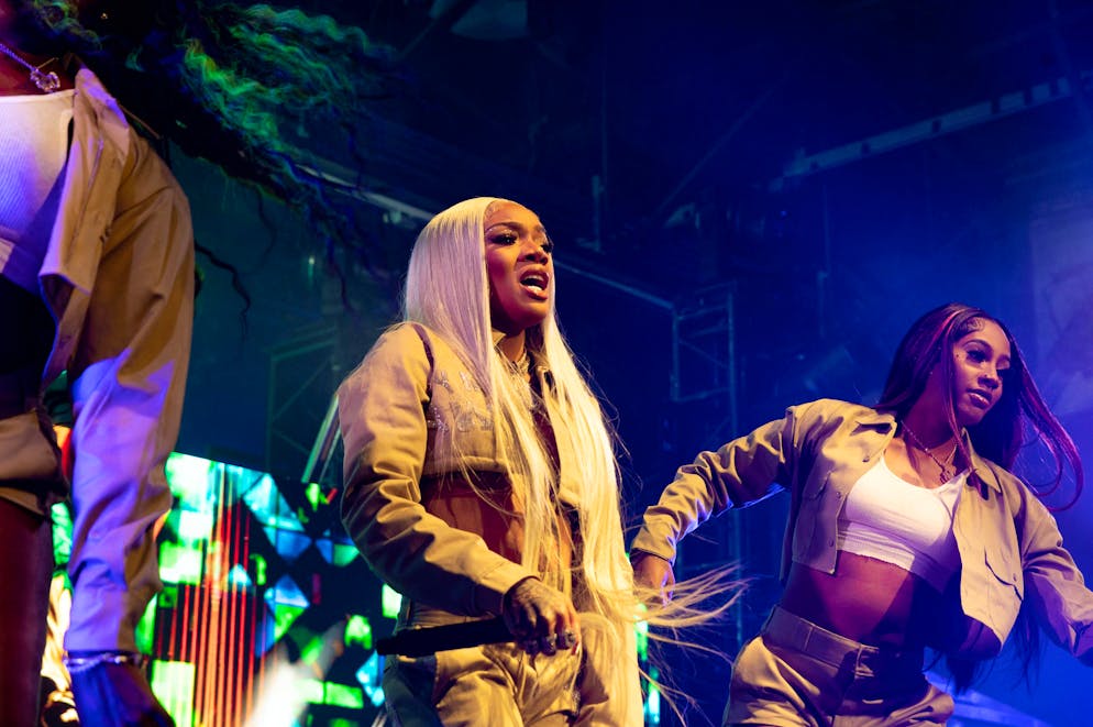 A New York: Calca al concerto della rapper GloRilla, due morti | blue News