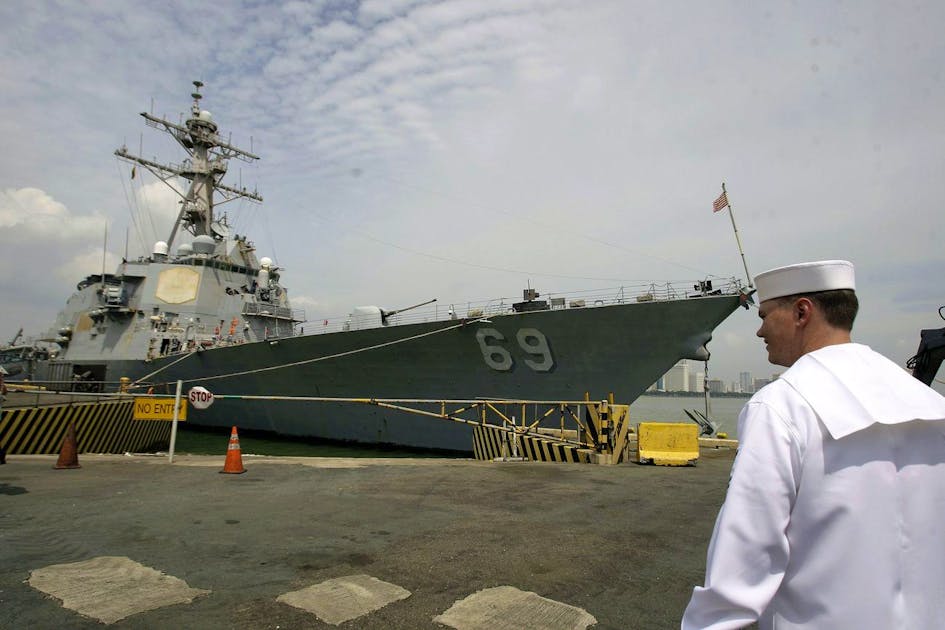 Nouvel incident: La Chine dit avoir chassé de ses eaux un destroyer ...