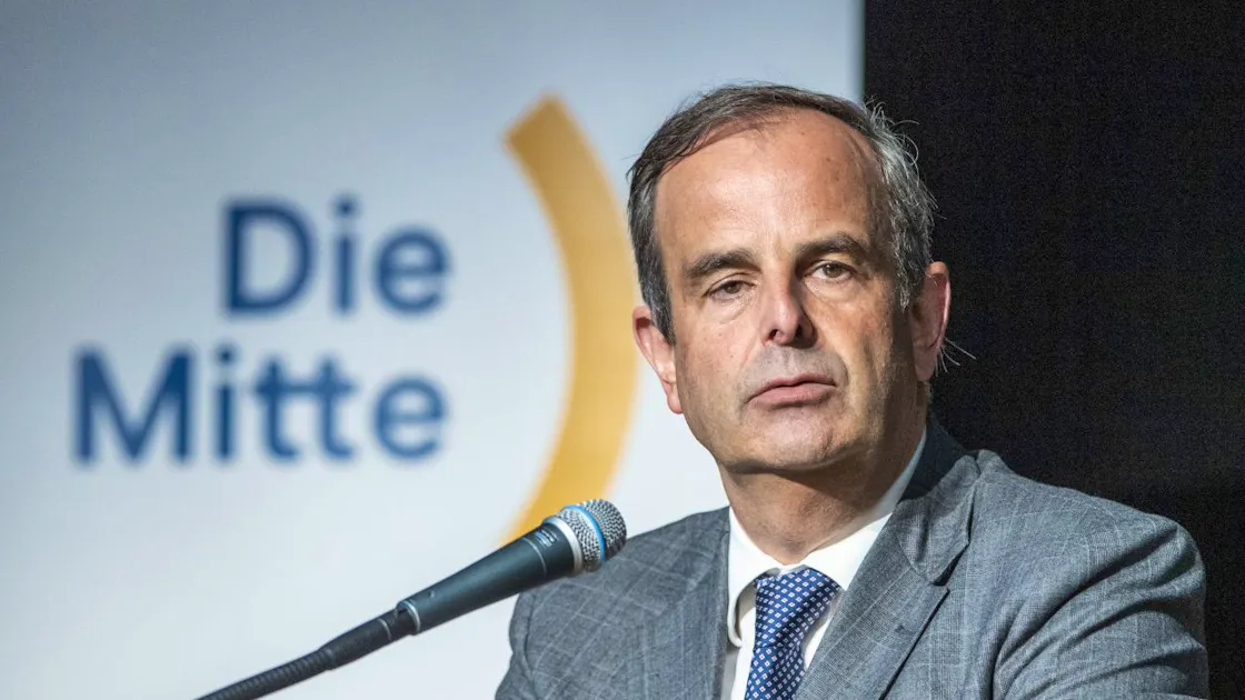 Svizzera: Il presidente del Centro Pfister: «Più capitale proprio per ...