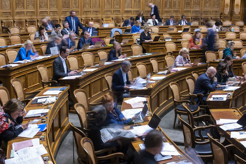 CS-Rettung im Parlament: Die Session ist vorbei: Nationalrat sagt zum ...