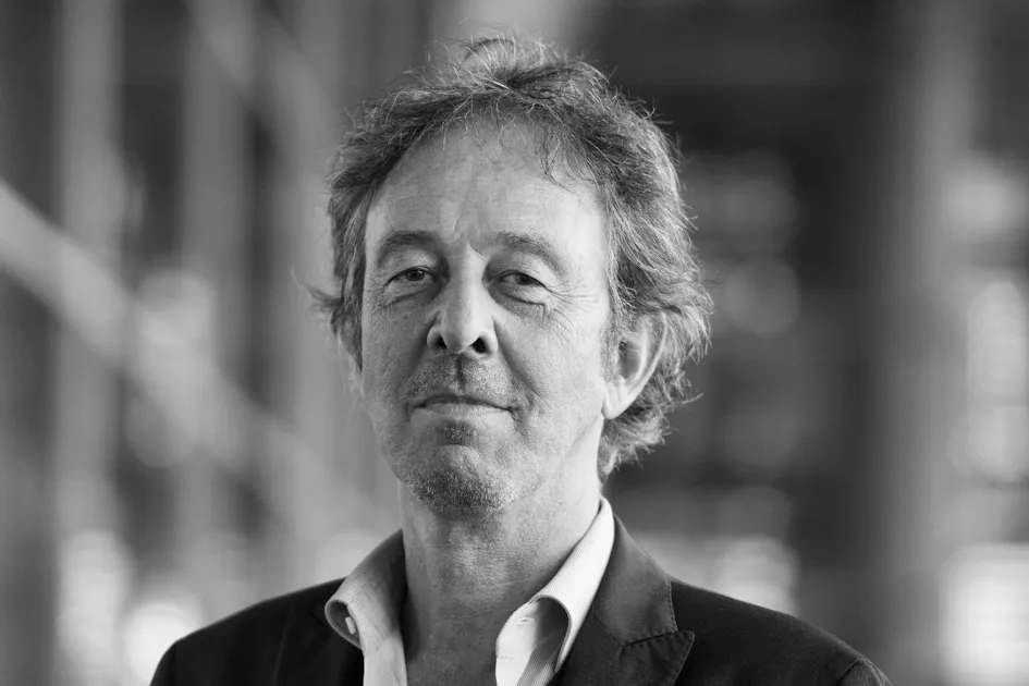 L'écrivain italien Luca di Fulvio meurt à l'âge de 66 ans | blue News