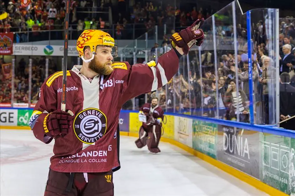 Hockey: Richard fedele al Ginevra | blue News