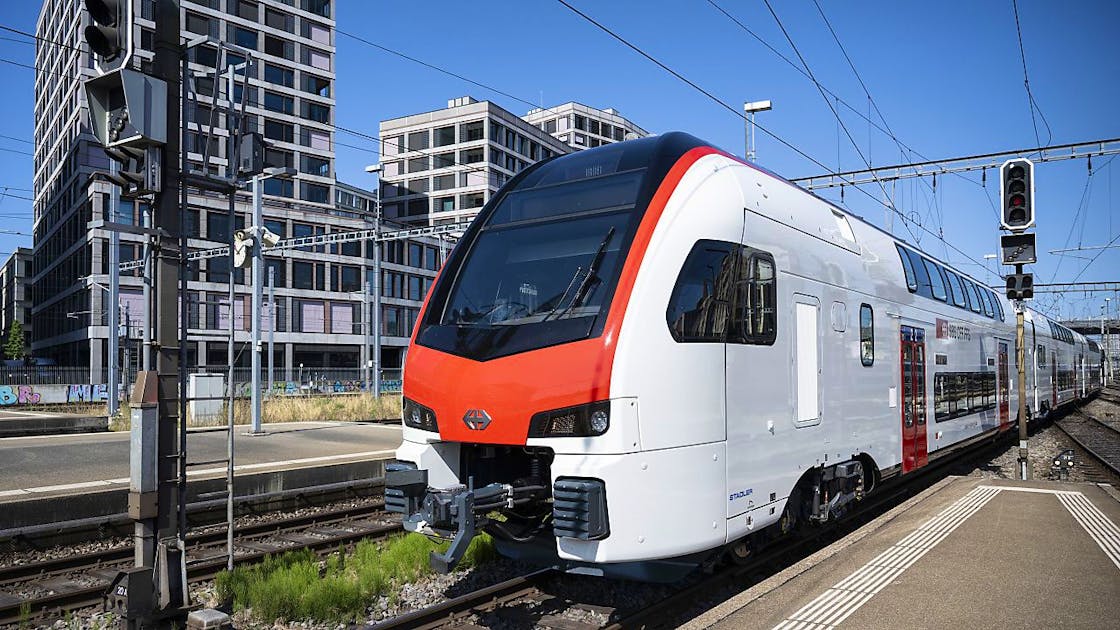 SBB bringen die ersten neuen Interregio-Dosto auf die Schienen | blue News