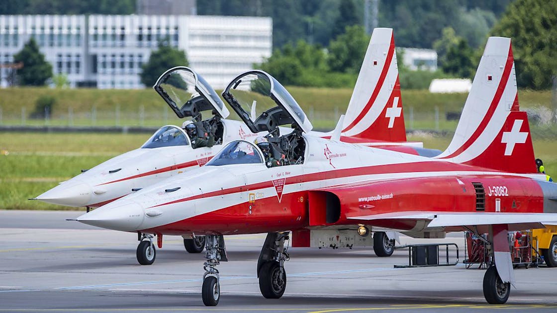 La Patrouille Suisse torna ad esibirsi a Basilea | blue News