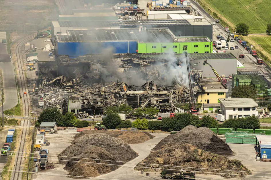 Incendie de Vétroz: Millions de pertes chez Biofruits, des locataires ...