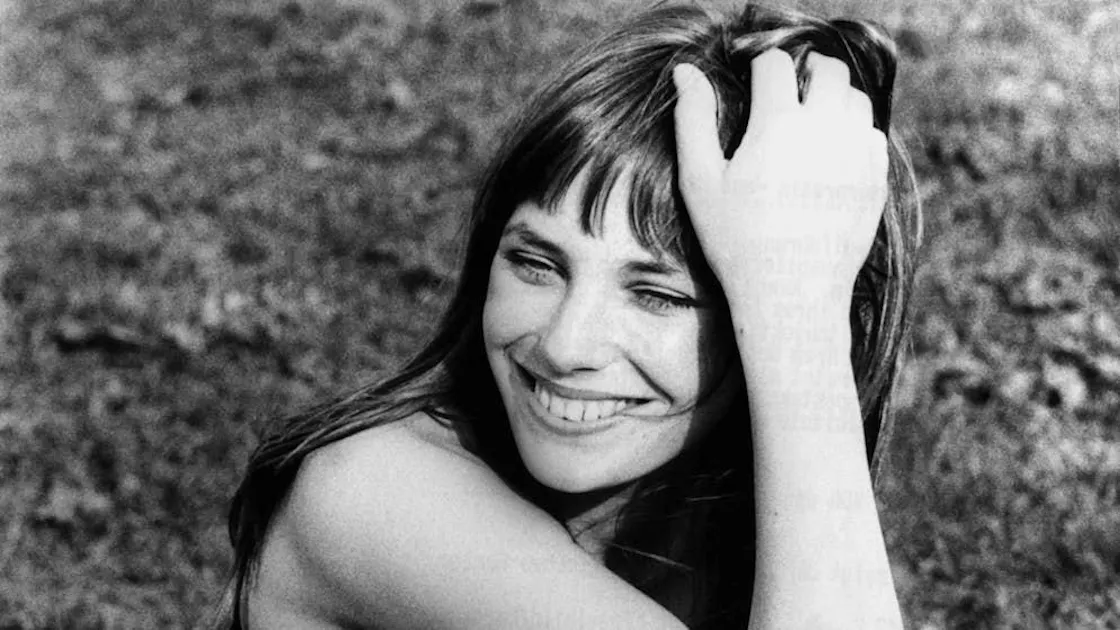 Emergono nuovi dettagli: Jane Birkin ha voluto stare da sola la sera in ...