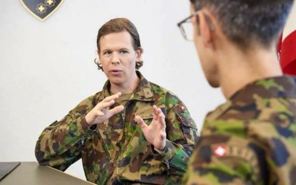 Christine Hug: È morta la prima donna trans dell'Esercito svizzero ...