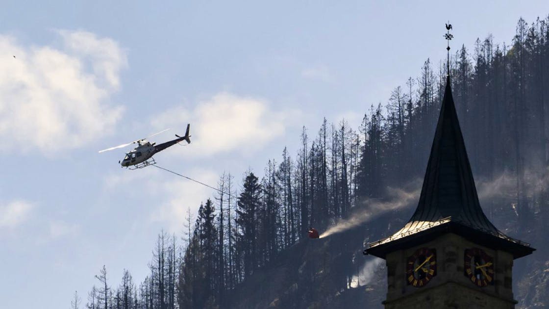 Incendie à Bitsch: Les pompiers haut-valaisans reçoivent du soutien de ...