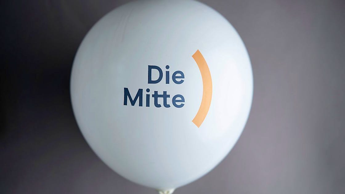 Federali: è lotta serrata tra Il Centro e PLR per il terzo posto | blue News