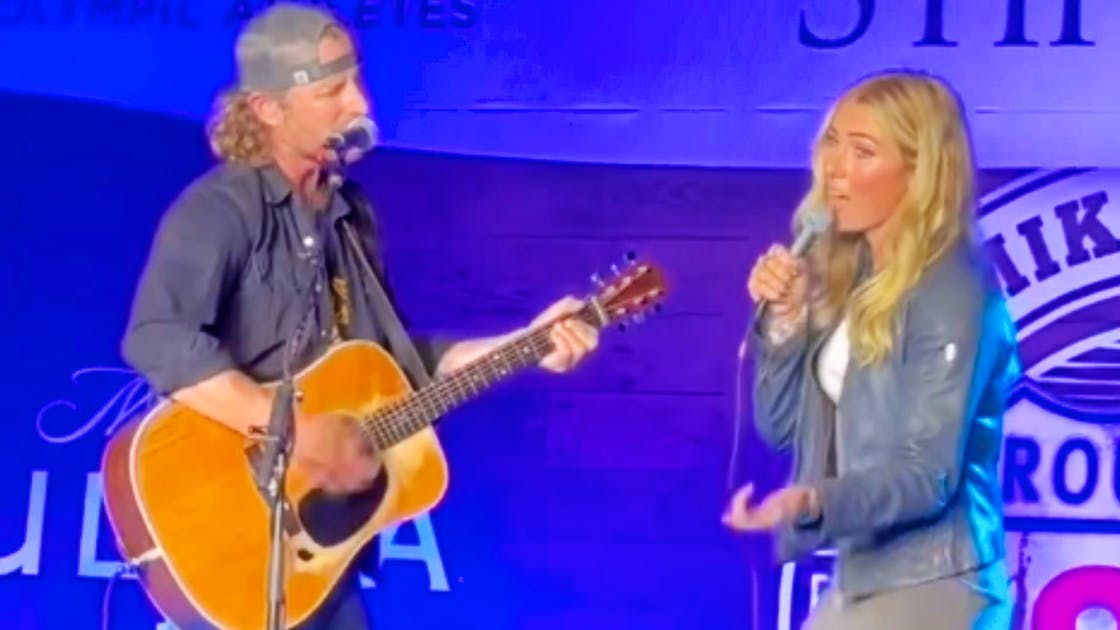 Ski-Star Shiffrin überzeugt auch als Country-Sängerin | blue News