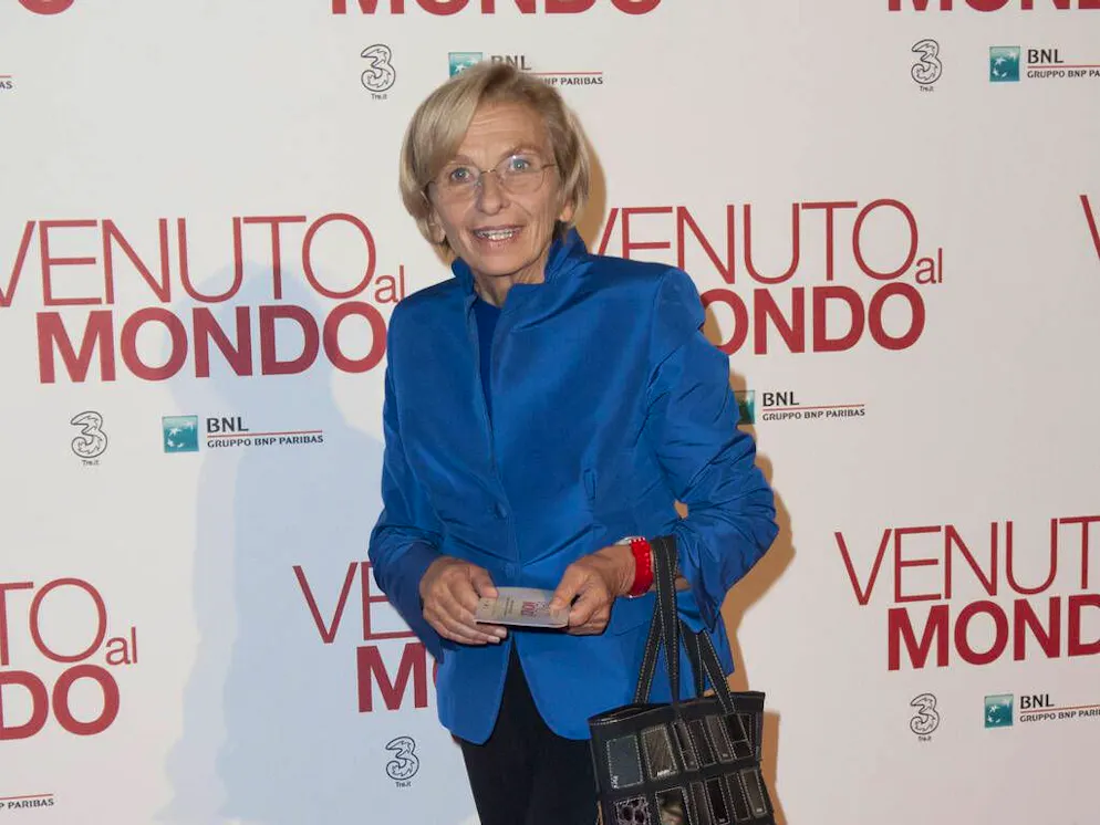 Emma Bonino è guarita dal tumore: «Dopo 8 anni se ne è andato» | blue News