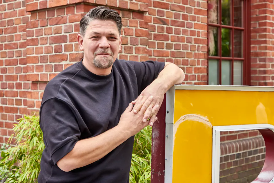 Cooking duel with obstacles: TV chef Tim Mälzer experiences blackout in ...