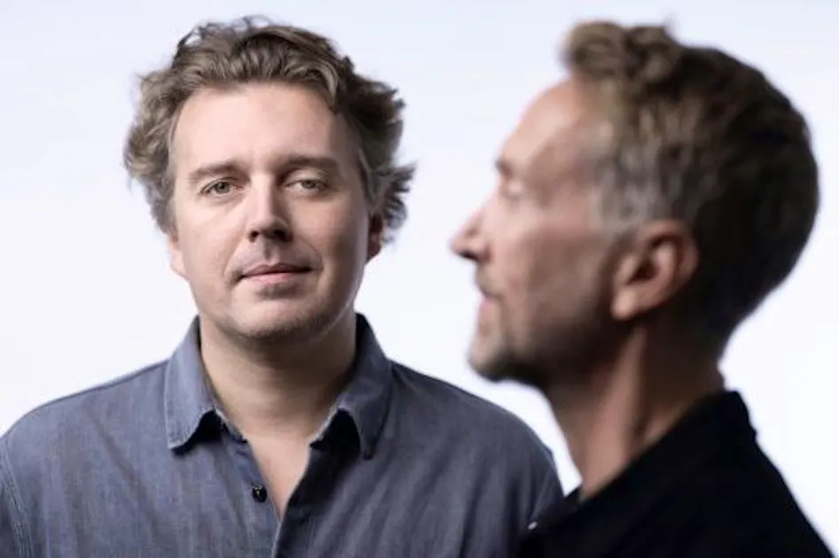 Un duo d'humoristes aux commandes d'un nouveau «late show» français ...