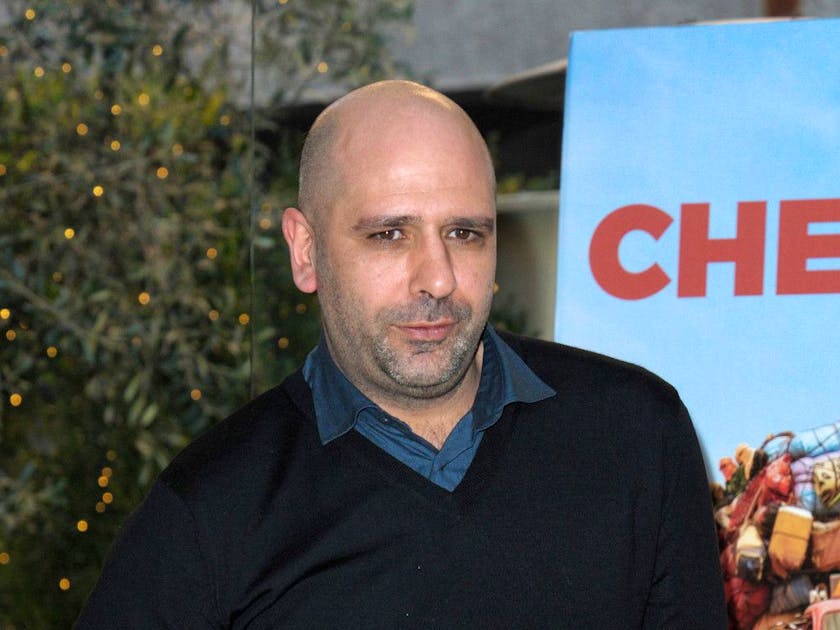 Checco Zalone in prime time su Canale 5 con «Amore+Iva» | blue News