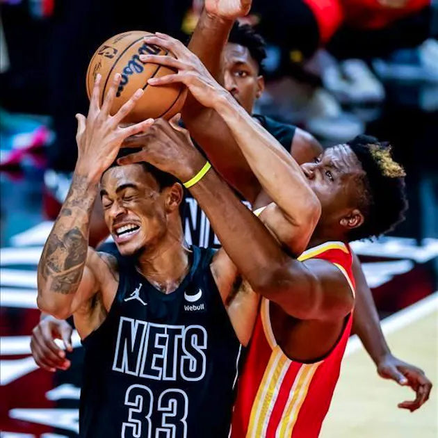 Basket: Bene sia Capela che gli Hawks | blue News